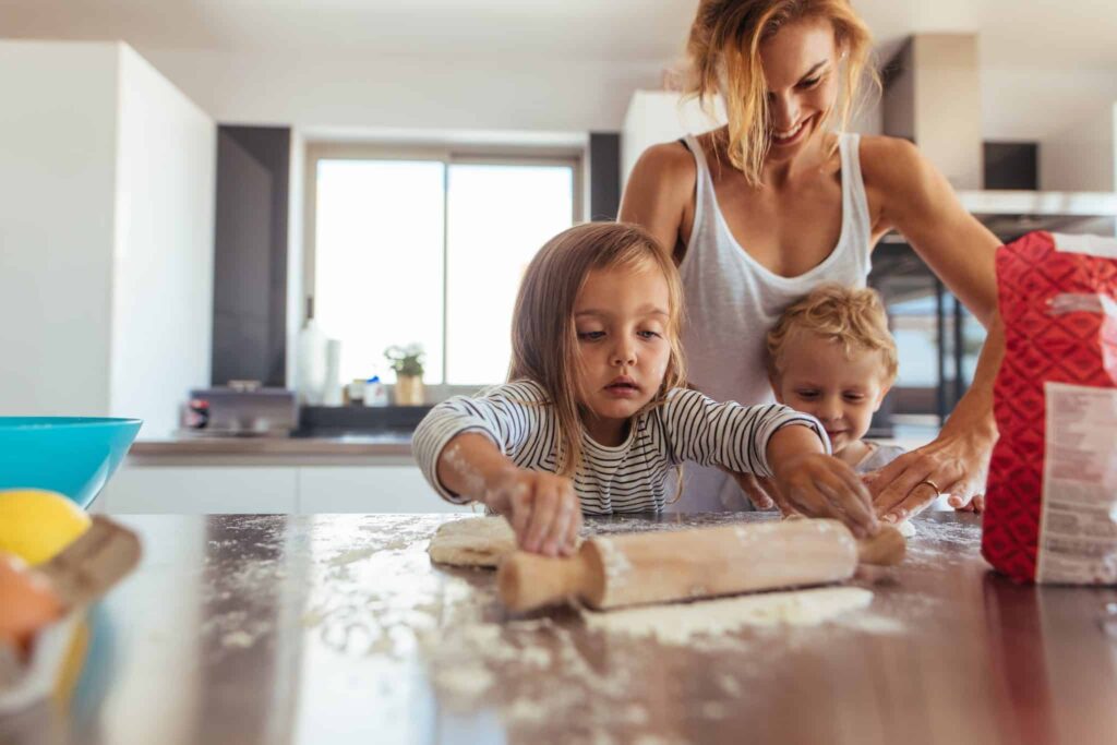 6 Tips for Baking with Kids