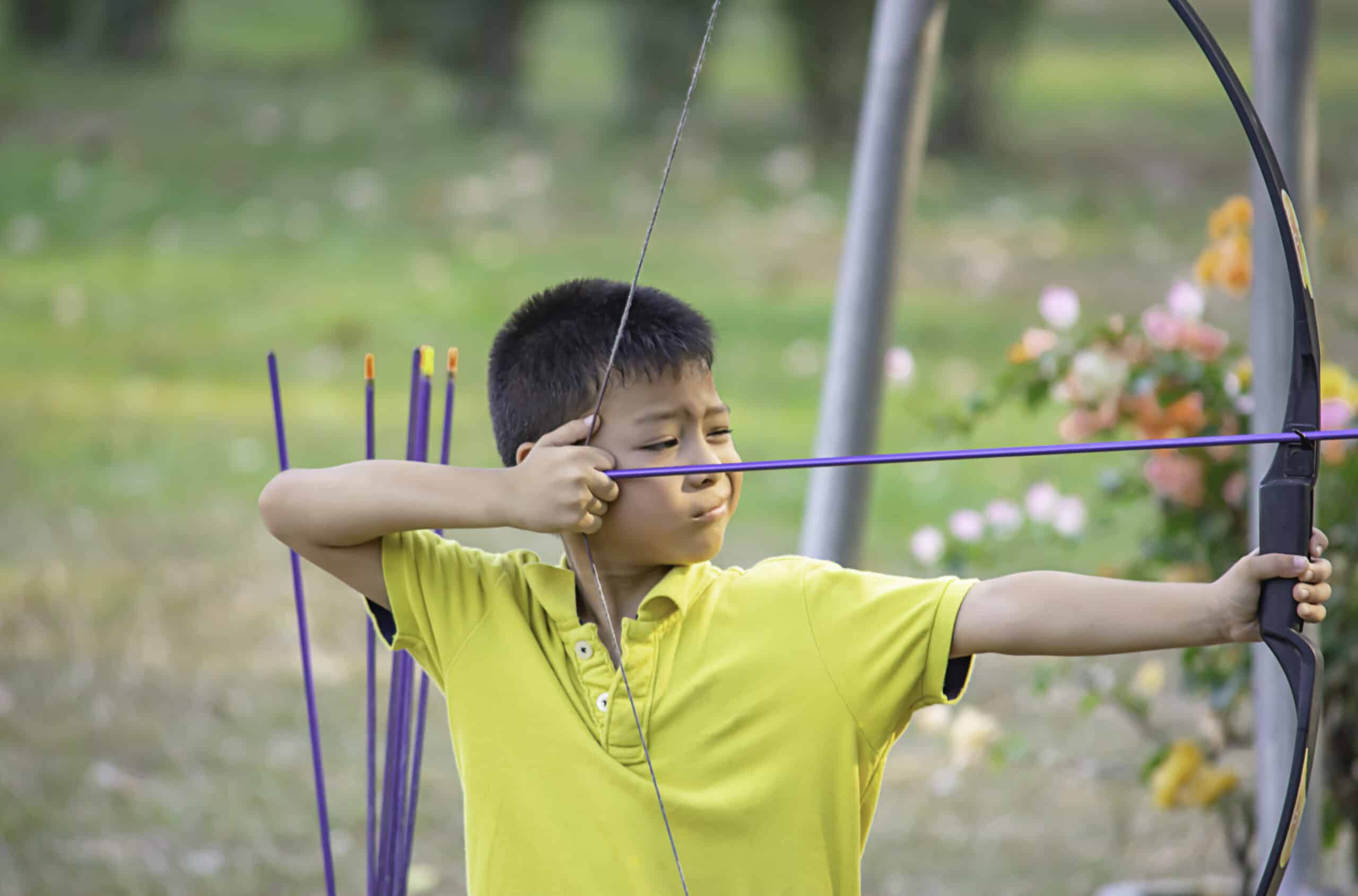 5 Tips for Teaching Your Kids Archery | TwinCitiesKidsClub.com