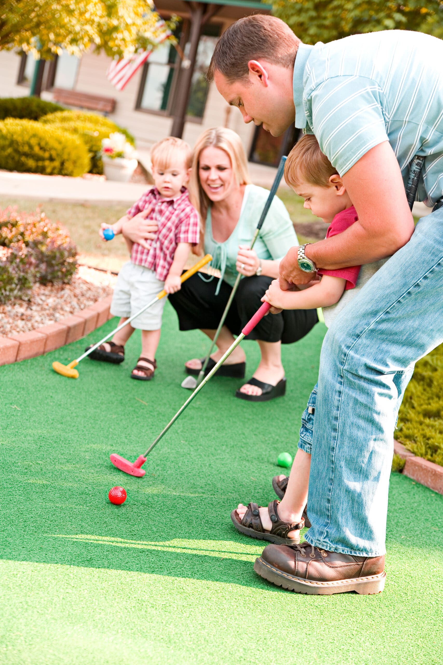 Best Mini Golf Places in Twin Cities - Fun for All Ages