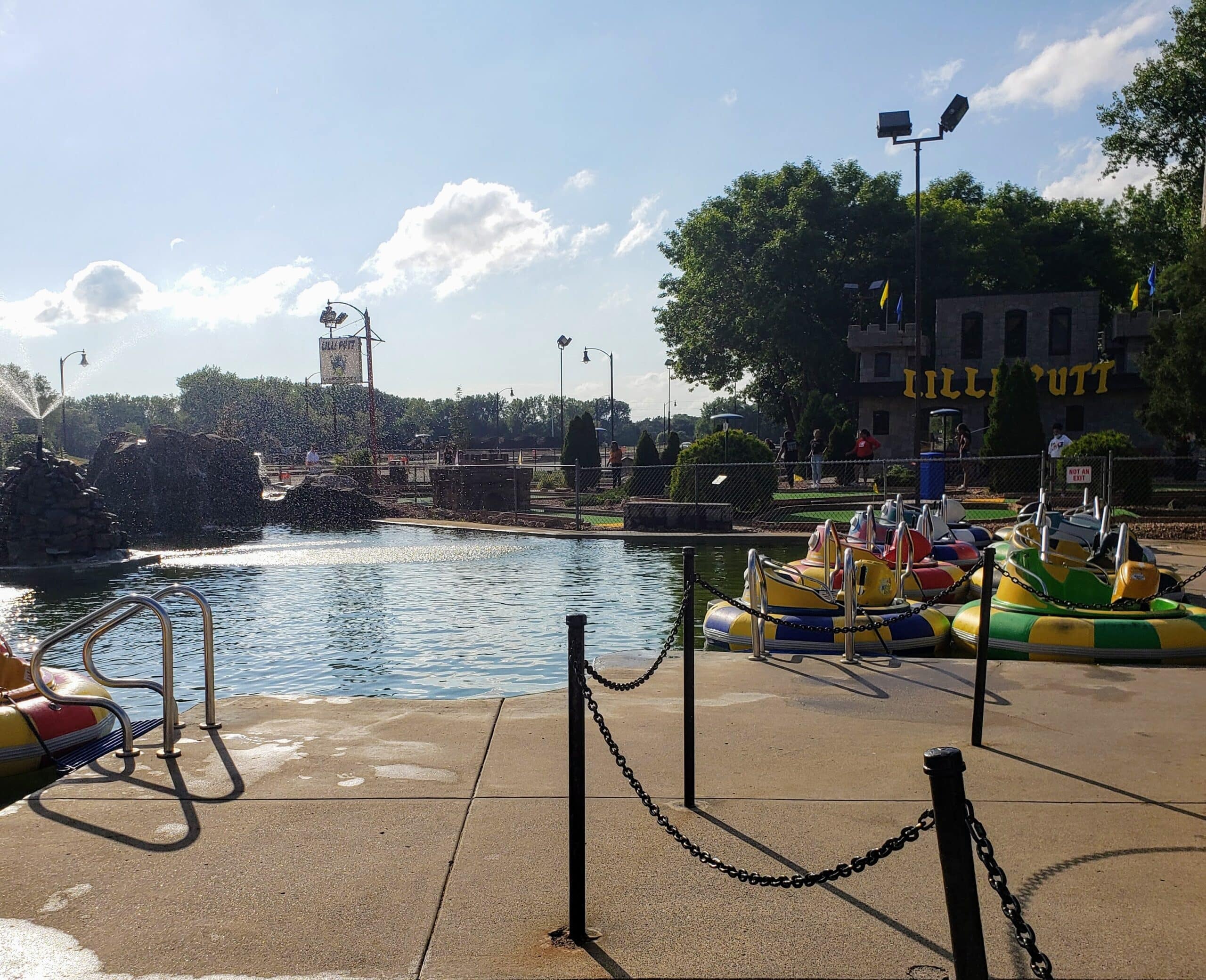 Family Outing Ideas: Lilli Putt Mini Golf