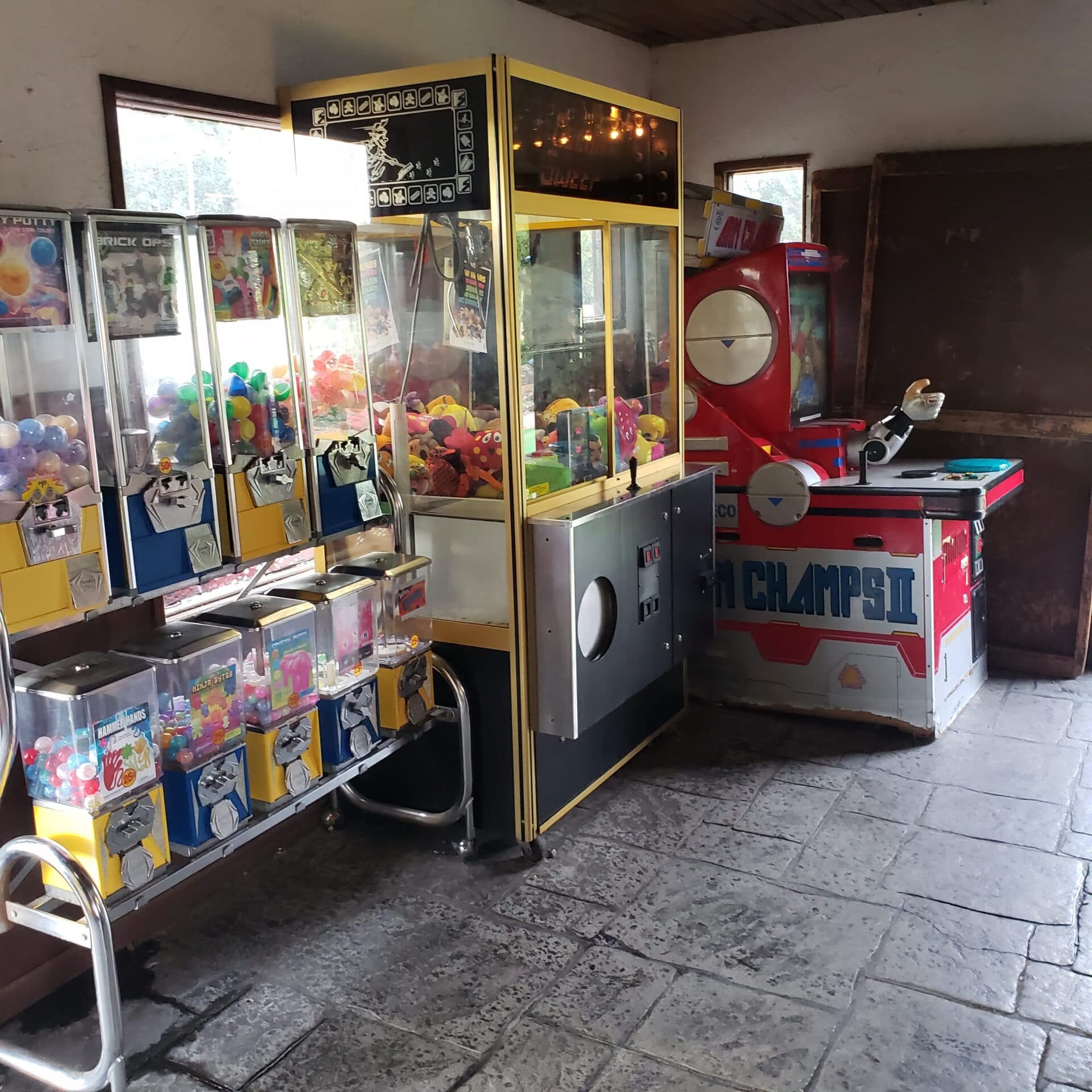 Family Outing Ideas: Lilli Putt Mini Golf